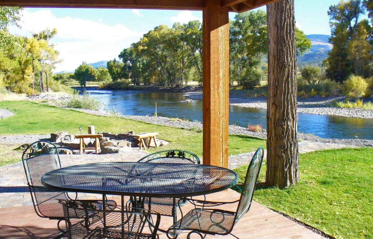 Home - River Island Ranch